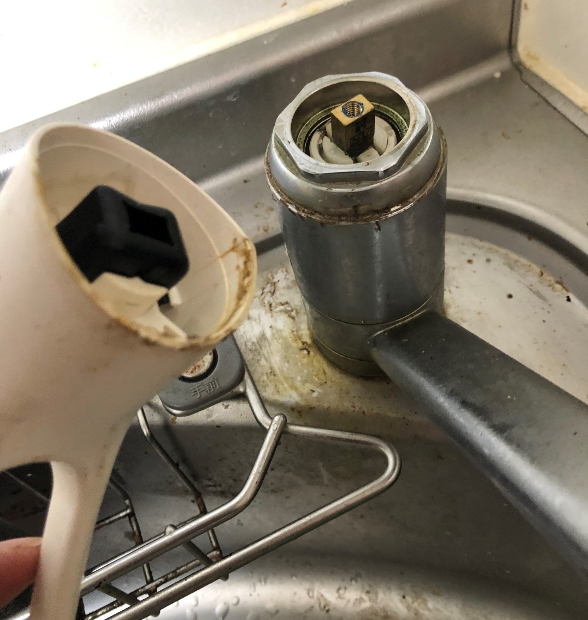 KVK社の水道に分岐水栓CB-SKE6を取り付けて食洗器を設置！必要な工具＆手順を写真付きで解説！ – お金の職員室